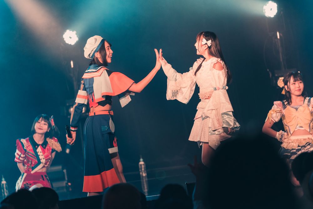 UtaGe!、3rdワンマンLIVE『狂宴』で繰り広げたどの瞬間も忘れられないほどの狂騒空間 - 特集 | アイドル・ガールズポップ＆ロック専門情報サイト「ガルポ！」